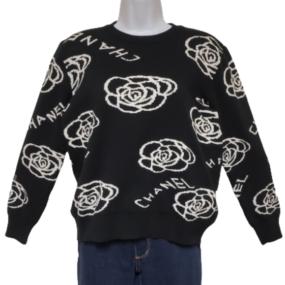 CHANEL | Sweaters | Chanel Vintage Black And White Rose Pattern Design ...